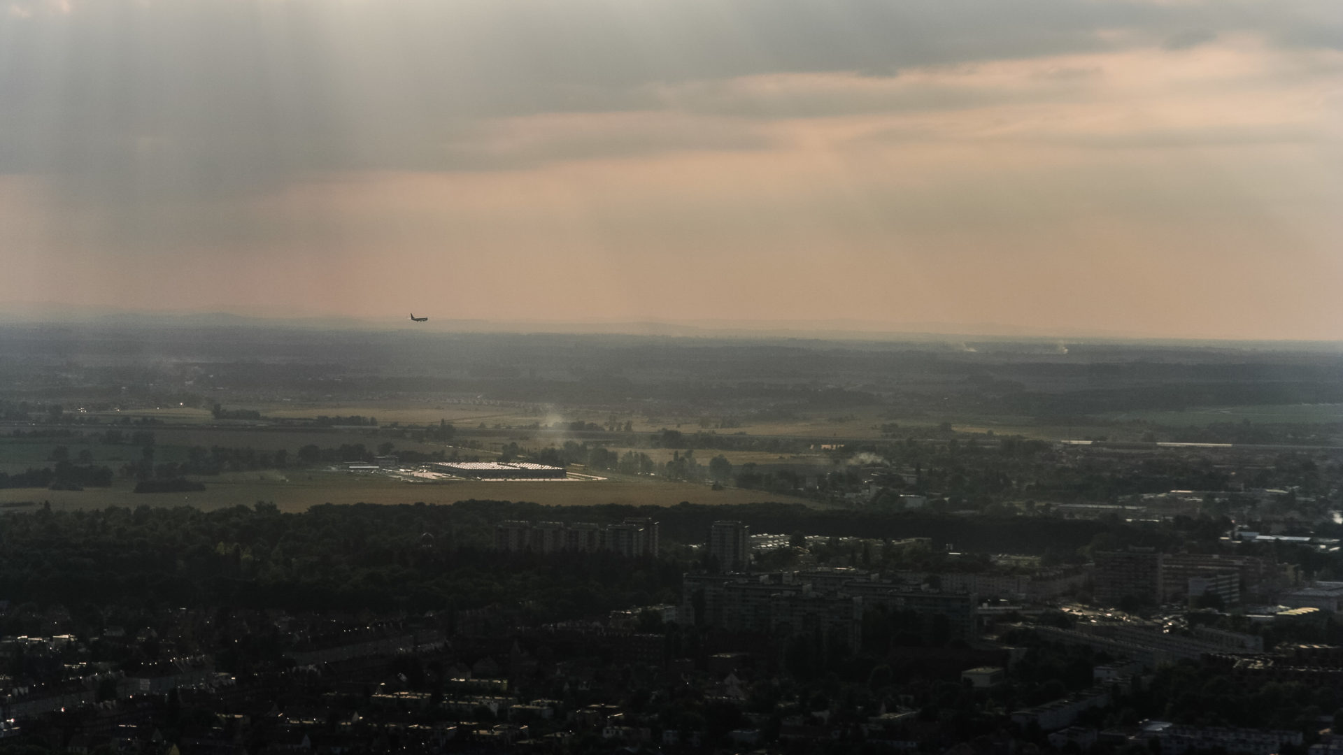 SkyTaxi – Airline Company